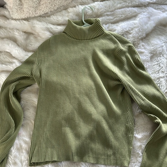 Sweaters | Chicos Green Turtleneck Sweater | Poshmark
